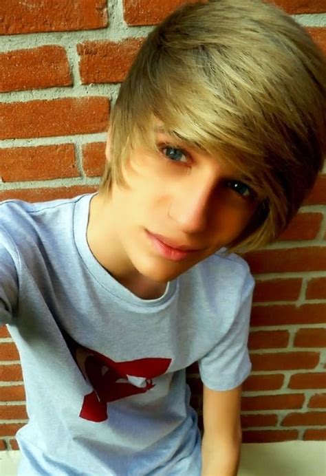 Pinterest Emo Hairstyle Good Looking Women Scene Boys