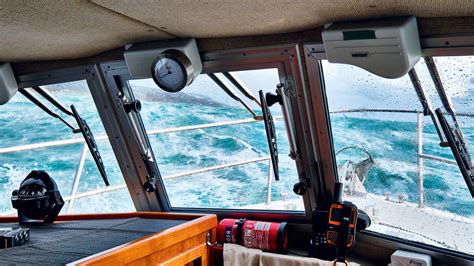 Motorboat Handling Techniques For Rough Weather Practical Boat Owner