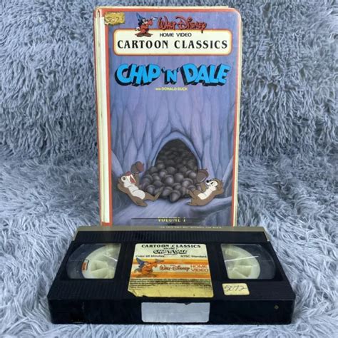 Walt Disney Cartoon Classics Chip N Dale And Donald Duck Clamshell Vhs