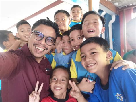 Cikgu Lama Dah Cikgu Tak Ambil Gambar Kami Letak Dalam Fb Cikgu Mohd Fadli Salleh Online