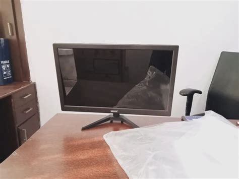 Black Tft Monitor Screen Size Maximum Display Resolution Full Hd At Piece