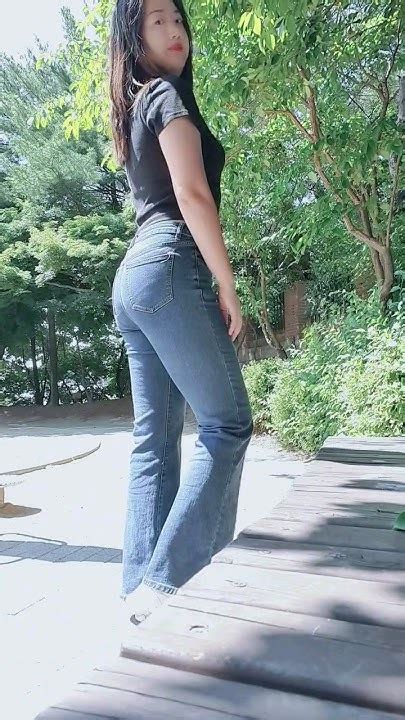 청바지가 잘 어울리는 여자 Shorts Youtube