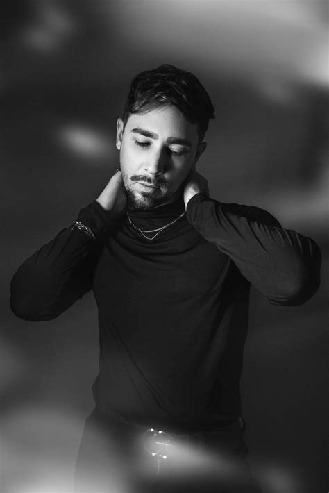 Wifebucketpics Photos Download The Best Free Wifebucketpics Stock