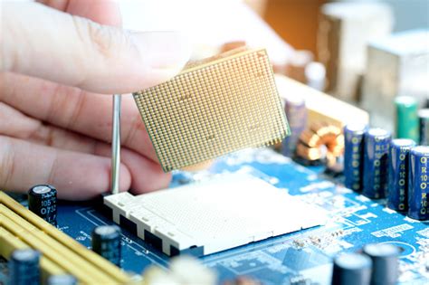 Hand Of Computer Engineering Brings Computer Cpu Processor Memory