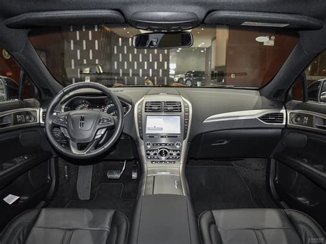 林肯MKZ内饰实拍高清大图 林肯MKZ 2020款 2 0T MONO限量 尊耀版MONO BLACK第1张图片大全 太平洋汽车