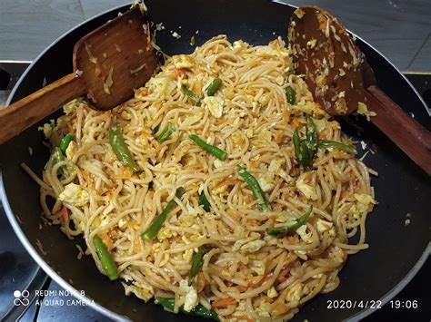 Nipas Kitchen রেষ্টুরেন্ট স্টাইল এ ডিম And সবজি নুডুলস