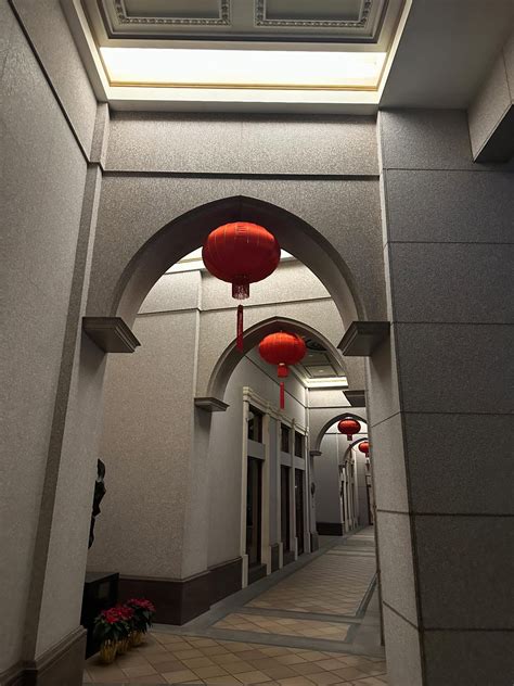 曾經的曾經～ 曾經被某任男友調教，變喜歡、愛上被男人屈服的感覺。也許當時生活、壓力太大（現在也是壓力很大😤），靠由這種方式，讓自己心靈能得到救贖 每當夜晚時，等待小孩睡著後，前男友再踏進我家