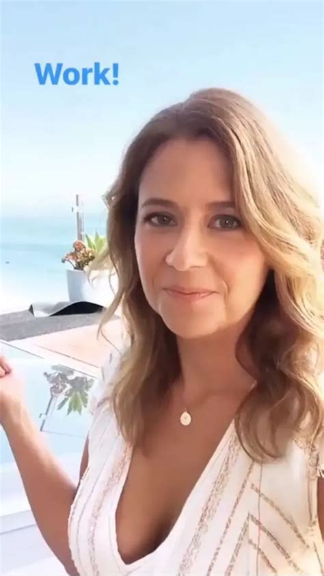 More Sideboob Scrolller