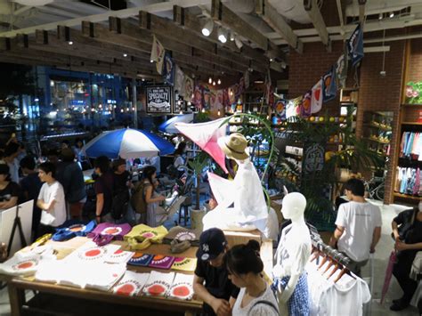 フェスから自由研究まで夏休みにしたい のことがニコアンド旗艦店に集結 NAKEDらが参加