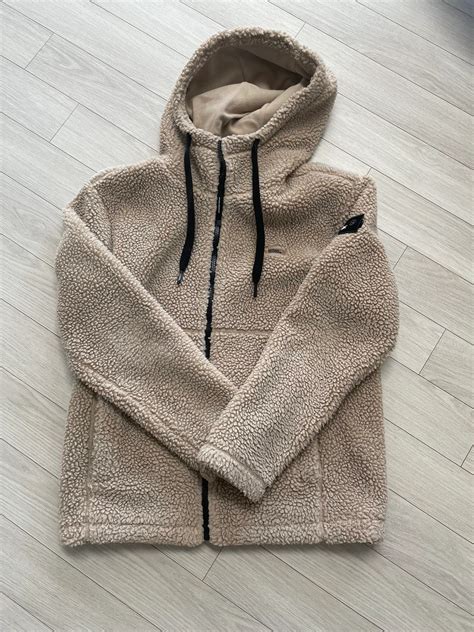 네셔널지오그래픽 뽀글이m 당근 중고거래