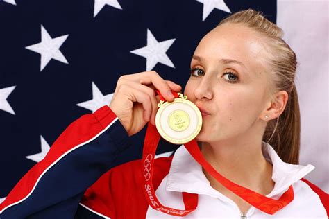 10 Most Famous Female Gymnasts Of All Time Ranked Ft Simone Biles Kerri Strug
