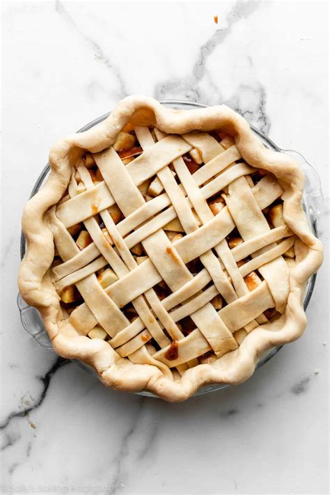 Pie Crust Designs How To Guide To Making Creative Pie Crust Designs