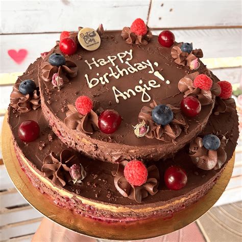 Торта на 2 етажа Just Cakes Здравословни домашни торти и десерти в Пловдив