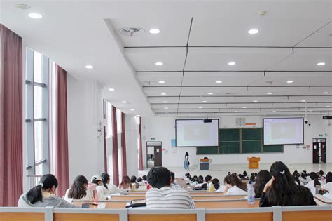我院组织开展英语四六级模拟考试