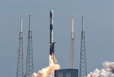 With 30 Seconds To Liftoff Spacex Scrubs Starlink Launch Due To Bad
