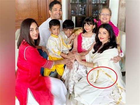 Is Aishwarya Rai Pregnant See Photo आराध्या म्हणते कुणी तरी येणार