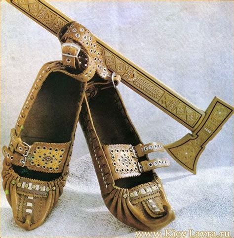 Pin di Bogdan Punky Popescu su Traditional | Abbigliamento