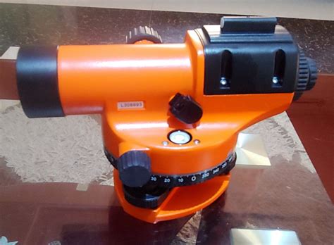 5 uses of dumpy level concise info