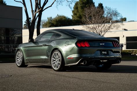 Ford S550 Mustang Gt With 19 Sm 10 Wheels In Race Silver