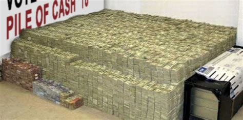 Large Pile Of Cash Announces Us Presidency Bid Waterford Whispers News