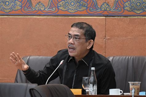 Kasus Korupsi Pertamina Legislator Desak Audit Total Bumn Migas