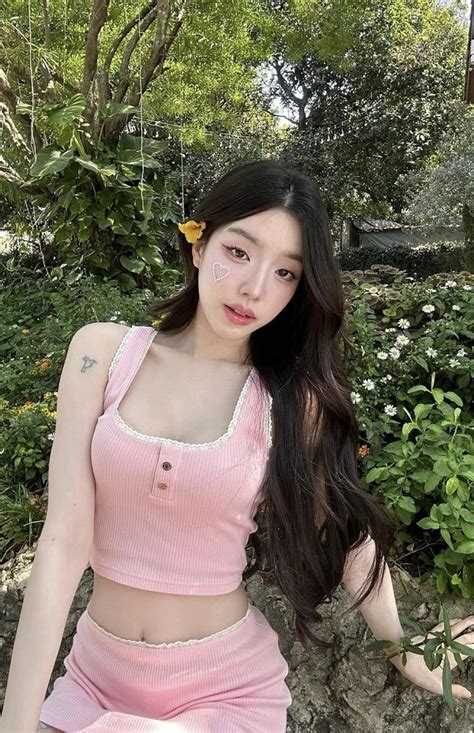 368 Ảnh Gái Xinh Mặc Pinky đẹp Như Mộng Bạn đã Xem Chưa
