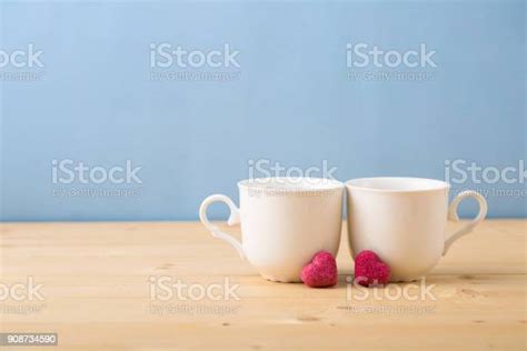 핑크 하트 모양 설탕 사탕과 발렌타인 데이 아침 이나 결혼 제안 커피 개념 결혼식에 대한 스톡 사진 및 기타 이미지 결혼식 공휴일 대형 Istock