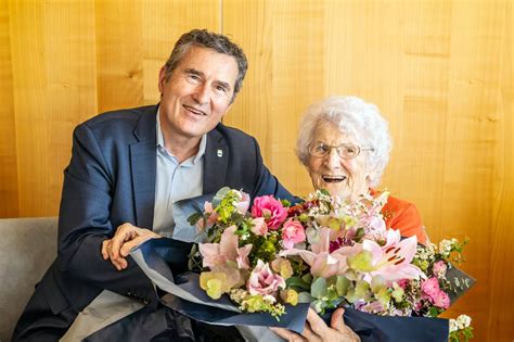 Margrit Schnarwyler Feiert 100 Geburtstag
