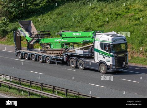 Ezystak Conveyors Being Transported On Nooteboom Low