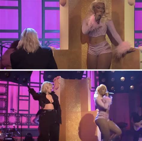 19 Celebrity Wardrobe Malfunctions On Live Tv