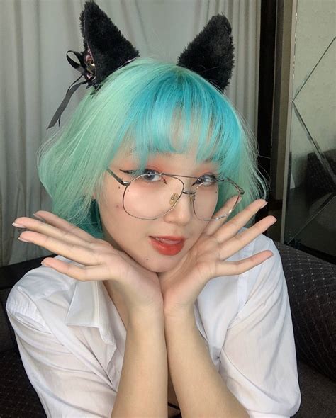 Just Wanted To Be Cute In This Selfie F18 R Selfie