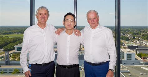 이재용이 고개 숙이는 Asml Ceo “2400억 들여 경기 화성에 공장”