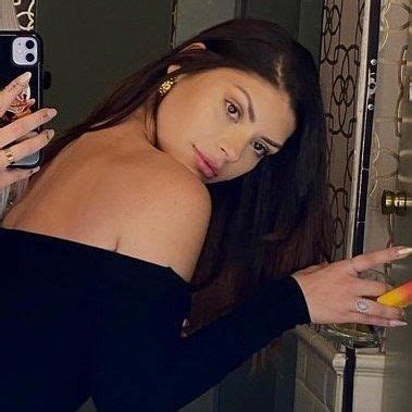 Bambi Girlll On Threads