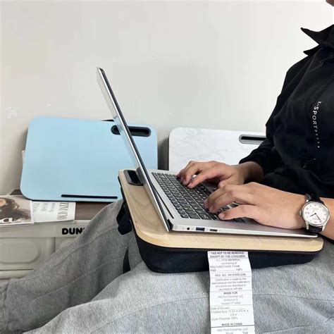 Купить УЦЕНКА.Столик - подставка для ноутбука с подушкой на колени. по ...