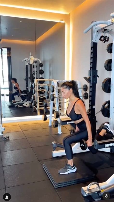 Broadway Star Nicole Scherzinger In Two Piece Workout Gear Shares Her