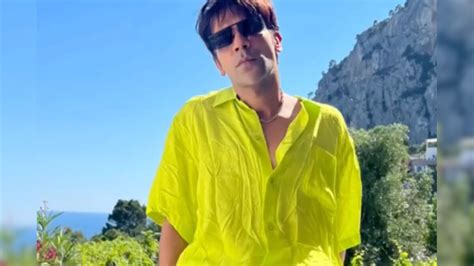 Rajkumar Rao New Instagram Reel Enjoying Holiday With Wife Patralekha