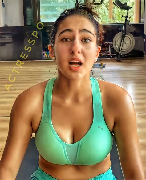 Sara Ali Khan Is So Sexy Rindiancelebscenes