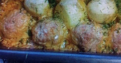 Котлетки с картошкой в сметанно томатном соусе рецепт автора Лада Шумак АМБАССАДОР