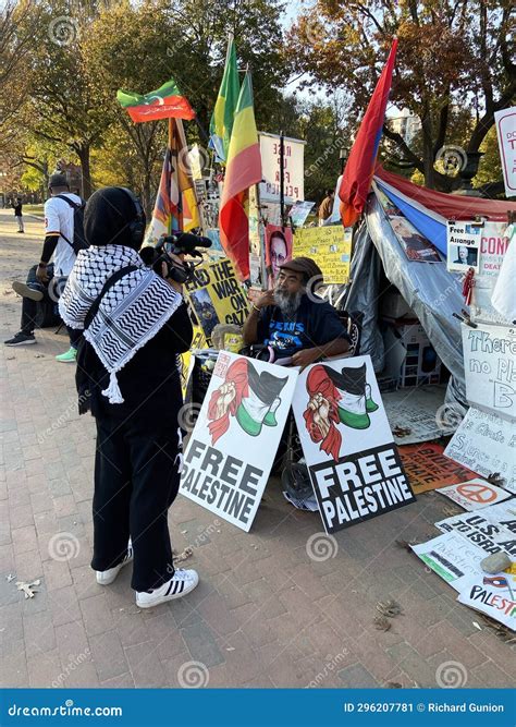 Problem Versus Solution Messages Problems Solving Conceptual Image Royalty Free Stock