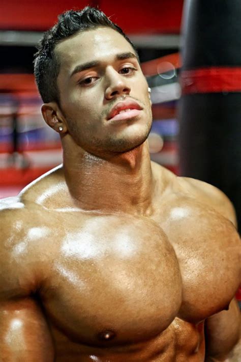Tumblr Bodybuilding Muscle Hunks Fitness Model