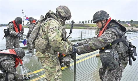 육군 한미연합 제병협동 도하훈련 자주도하장비 수룡 기동훈련 첫 투입