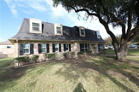 3623 Chellen Dr Farmers Branch Tx 75234 ®