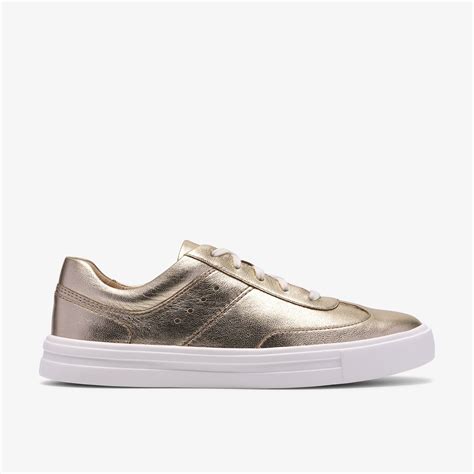 Womens Makea Court Soft Gold Sneakers Clarks