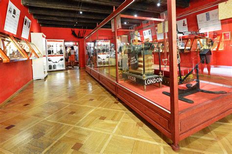 10 Weird Things To Do In Prague