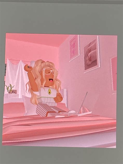 For Hire Gfx Artist Portfolios Developer Forum Roblox