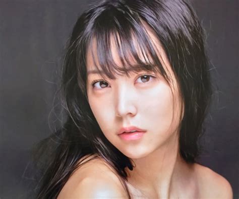 Download Wallpaper Girl Long Hair Beautiful Pretty Lips Face