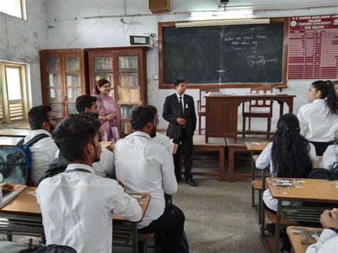 Honourable Modi Sir Visit To Vtchoksi Sarvajanik Law College Vt