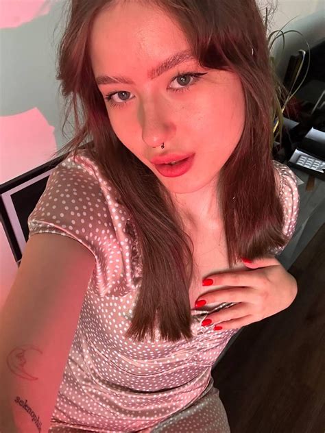 I Love That Sexy Polka Dot Dress 🤫 Rsexybutclothed