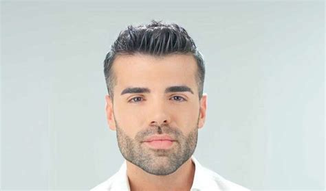 Το ντέφι Ο Γιάννης Αλεξόπουλος ερμηνεύει το νέο τραγούδι του Κύρου Λόντου