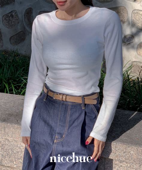 니스휴 올데이 슬림 긴팔티 이너티 기본티 레이어드티셔츠 크롭티 흰티 슬림핏긴팔티셔츠 쫄티 텐셀티셔츠 팔뚝커버긴팔 힙한상의 찰랑티 여리핏티셔츠 슬림티셔츠